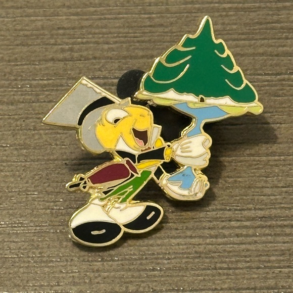 Disney | Jewelry | Disney Catalog Advent Calendar Jiminy Cricket Pin 22 ...
